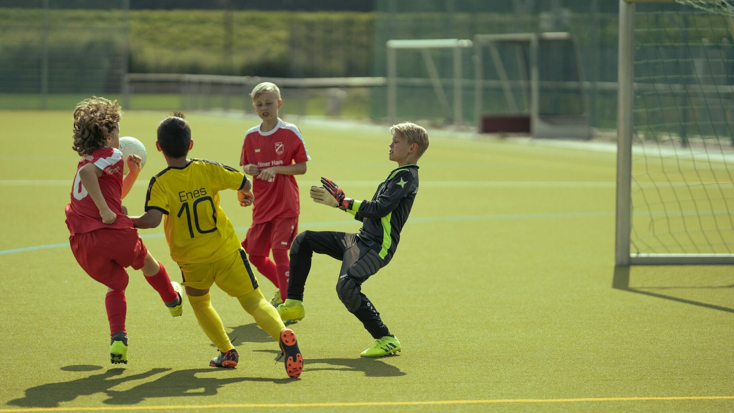 What to Look for in a Great Sports Club App | Spond