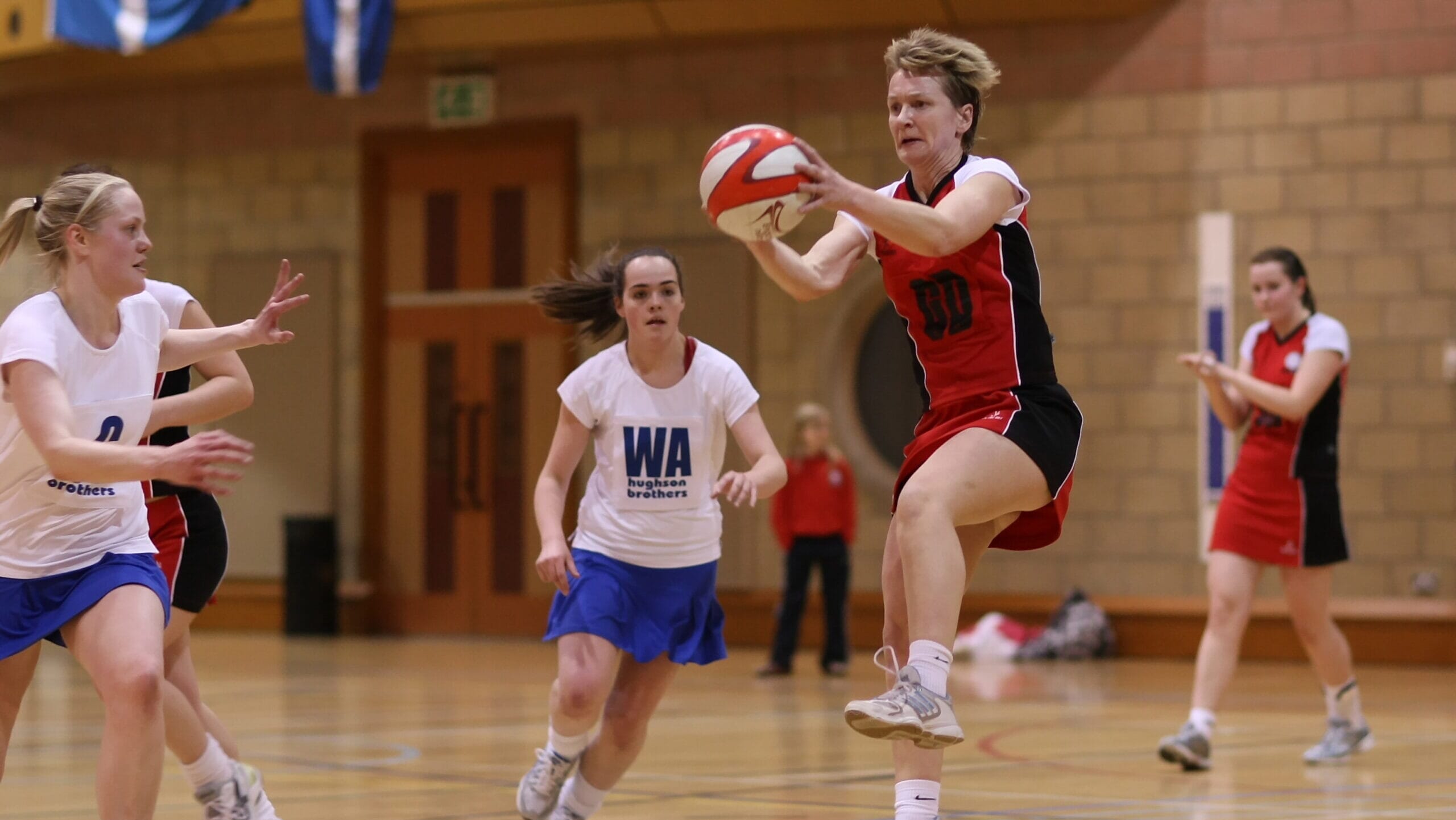 Top 6 Free Netball Apps for Fans and Players | Spond